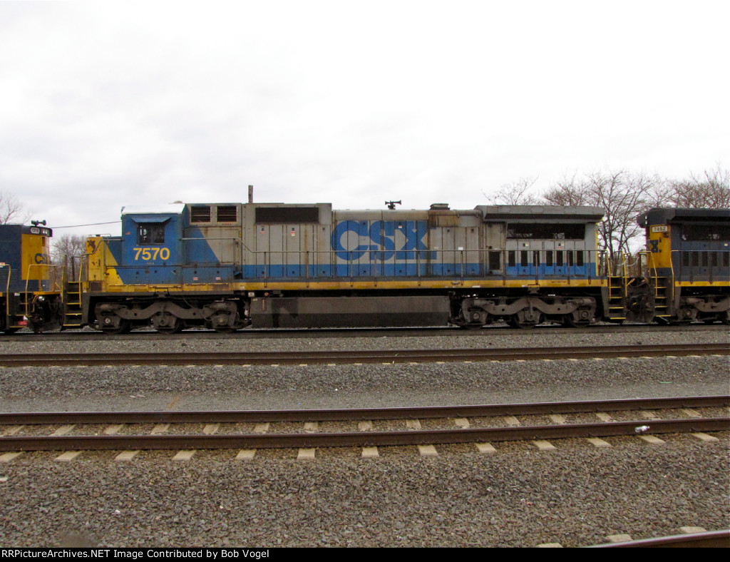 CSX 7570